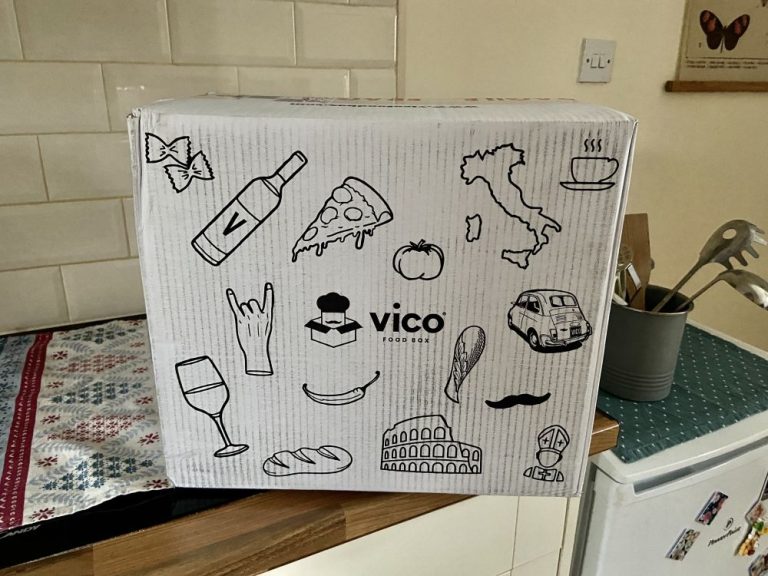 Vico Food Box: la spesa italiana all’estero che fa subito casa • Travel ...