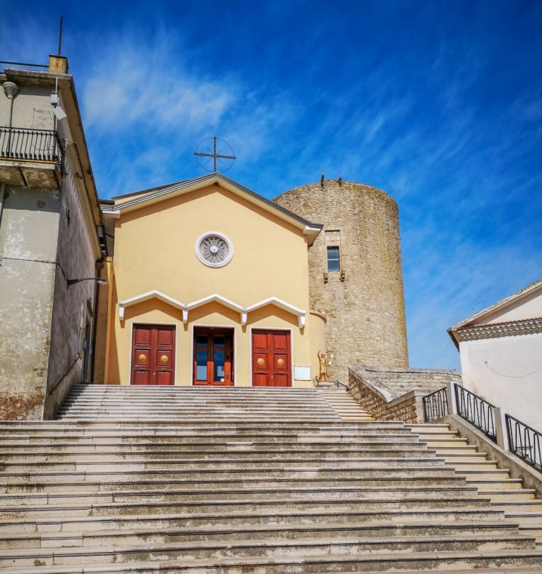 Castelluccio Valmaggiore: il borgo di origine bizantina • Travel ...