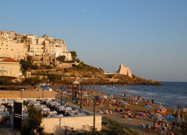 Sperlonga, il borgo sospeso tra storia e mare • Travel Blogger Italiane